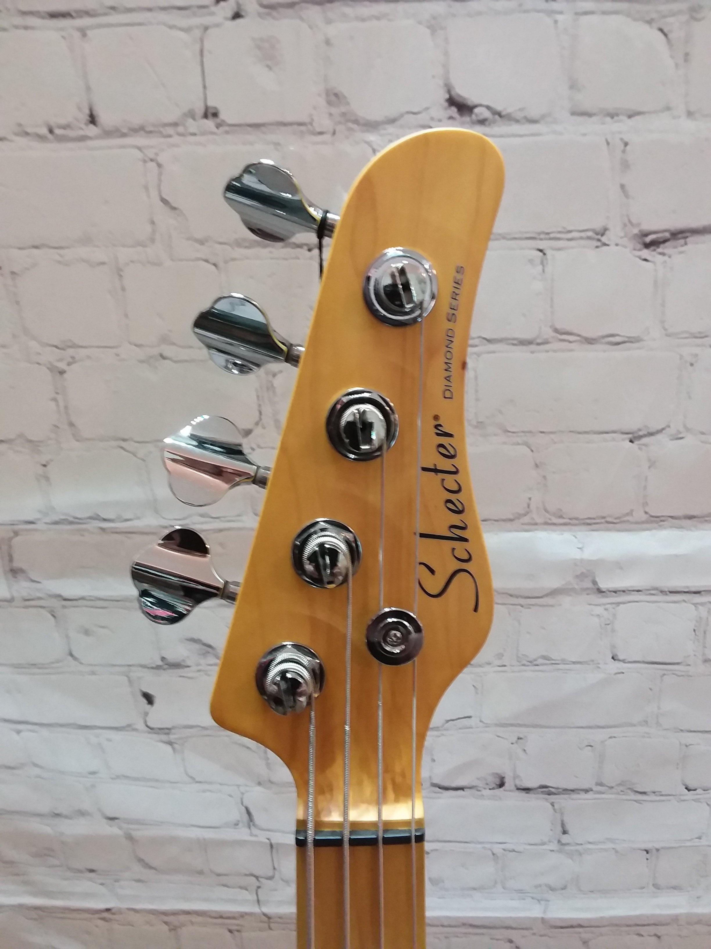 Schecter CV-4 | J&J Old Louisville Music Shop